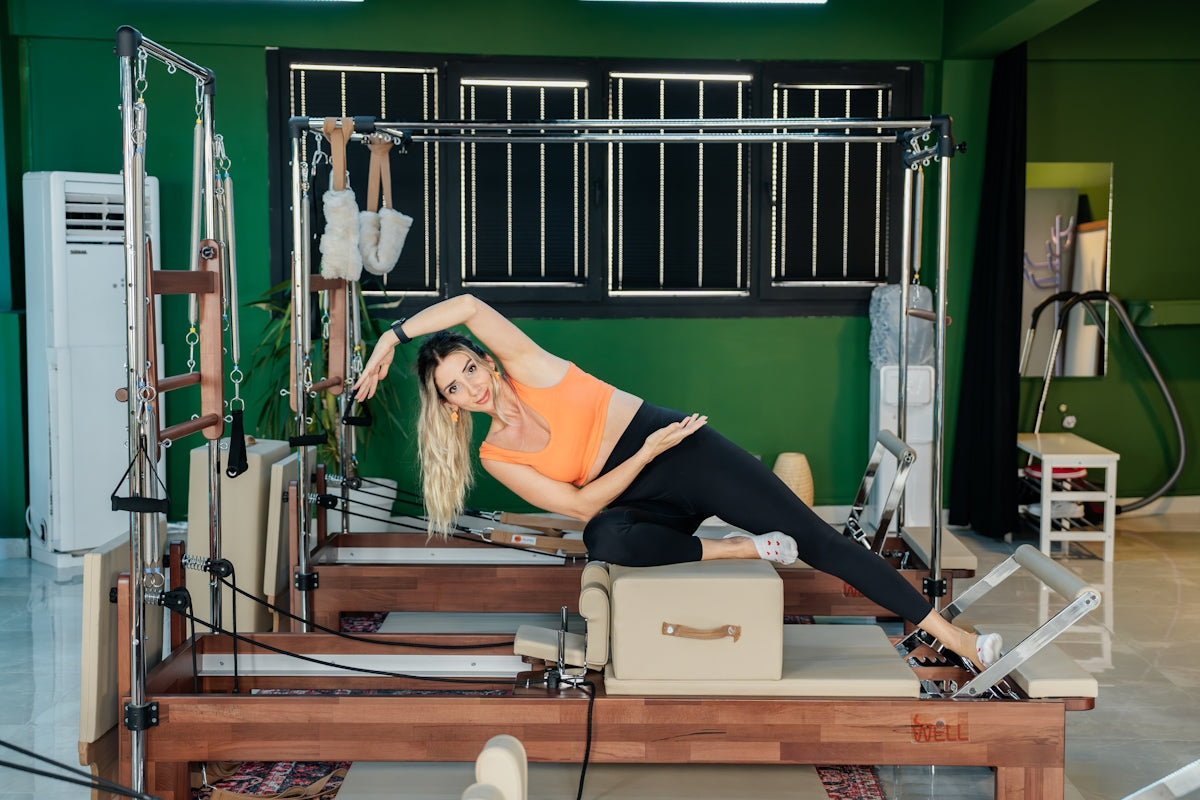 Essential Reformer Pilates Exercises for Beginners – Moonchild Yoga Wear
